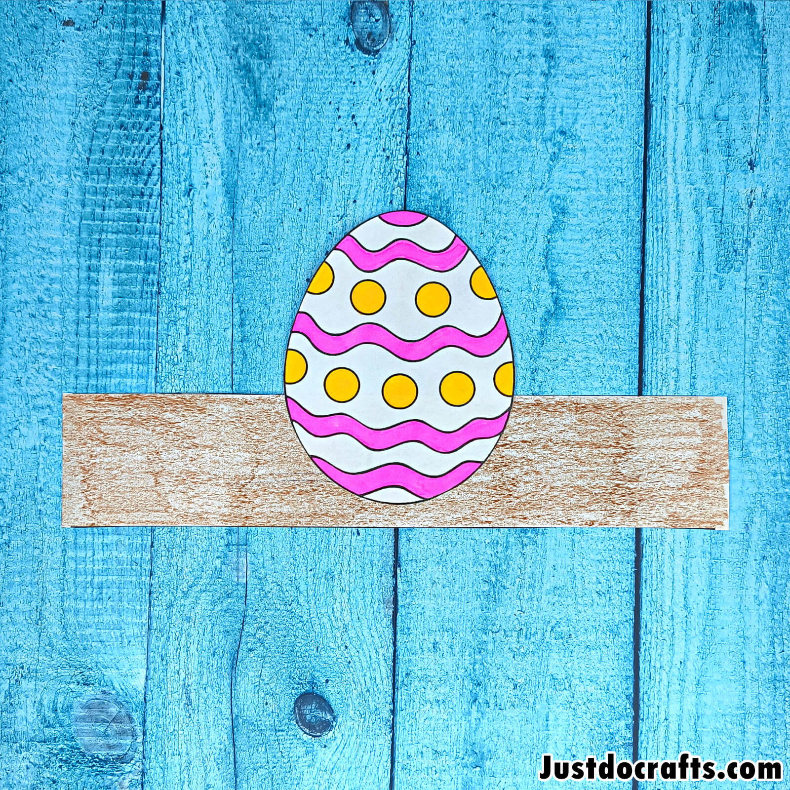 Paper Easter Egg Craft (Free PDF printable template) - Just Do Crafts