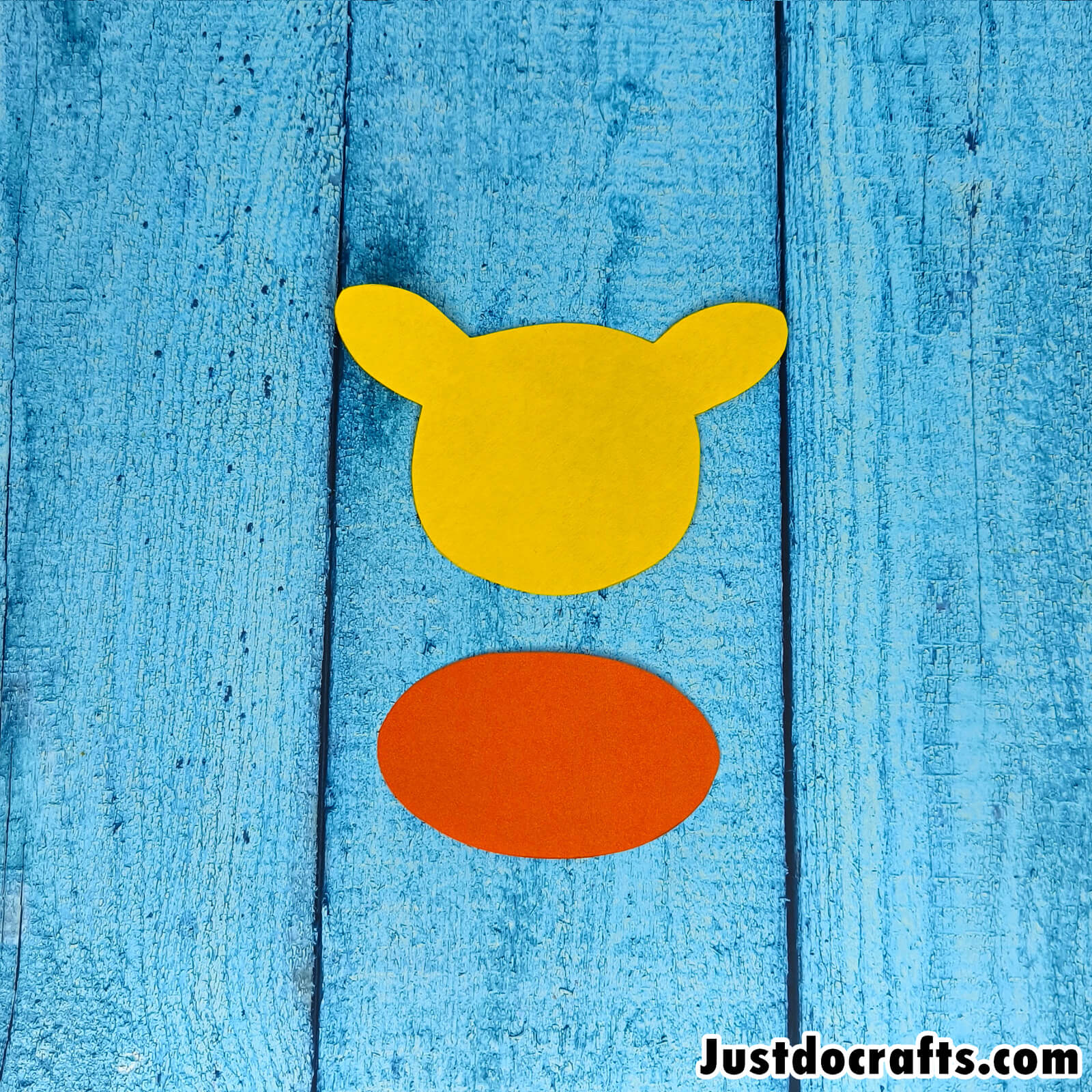 Paper Giraffe Craft for kids (Free PDF printable template) - Just Do Crafts