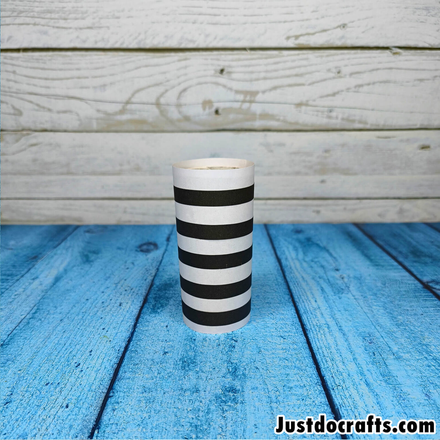 Toilet Paper Roll Zebra Craft (Free PDF printable template) - Just Do ...