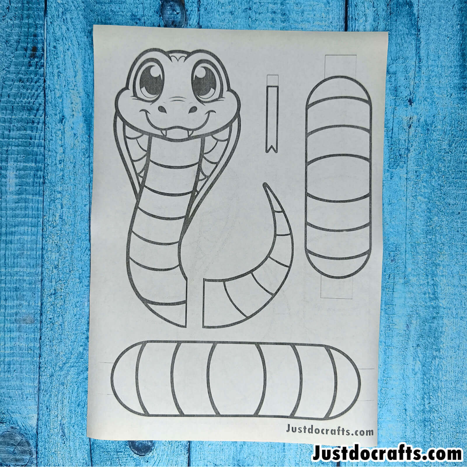 3D Snake Craft for kids (Free PDF printable template) - Just Do Crafts