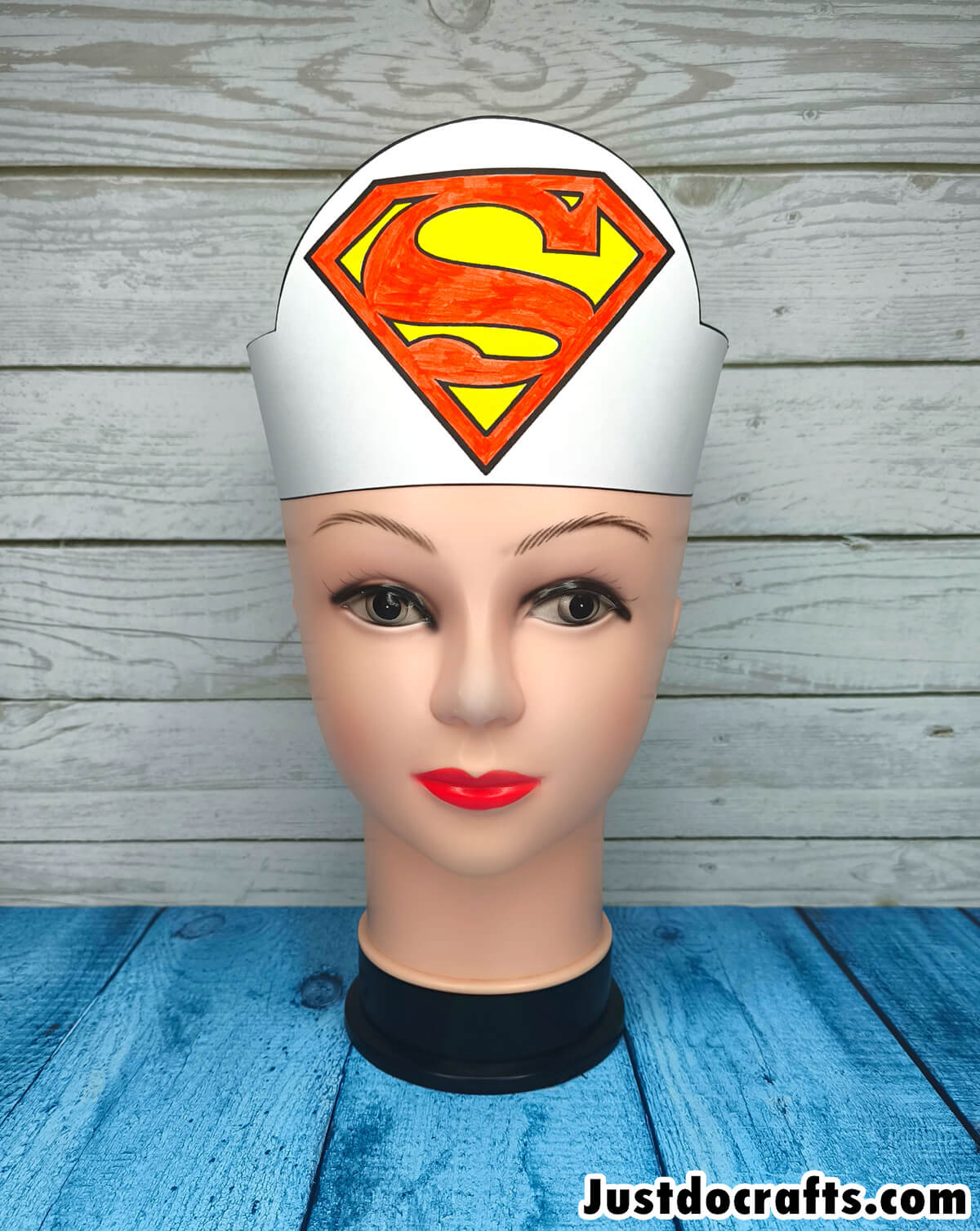 Superman Paper Crown (Free PDF printable template) - Just Do Crafts