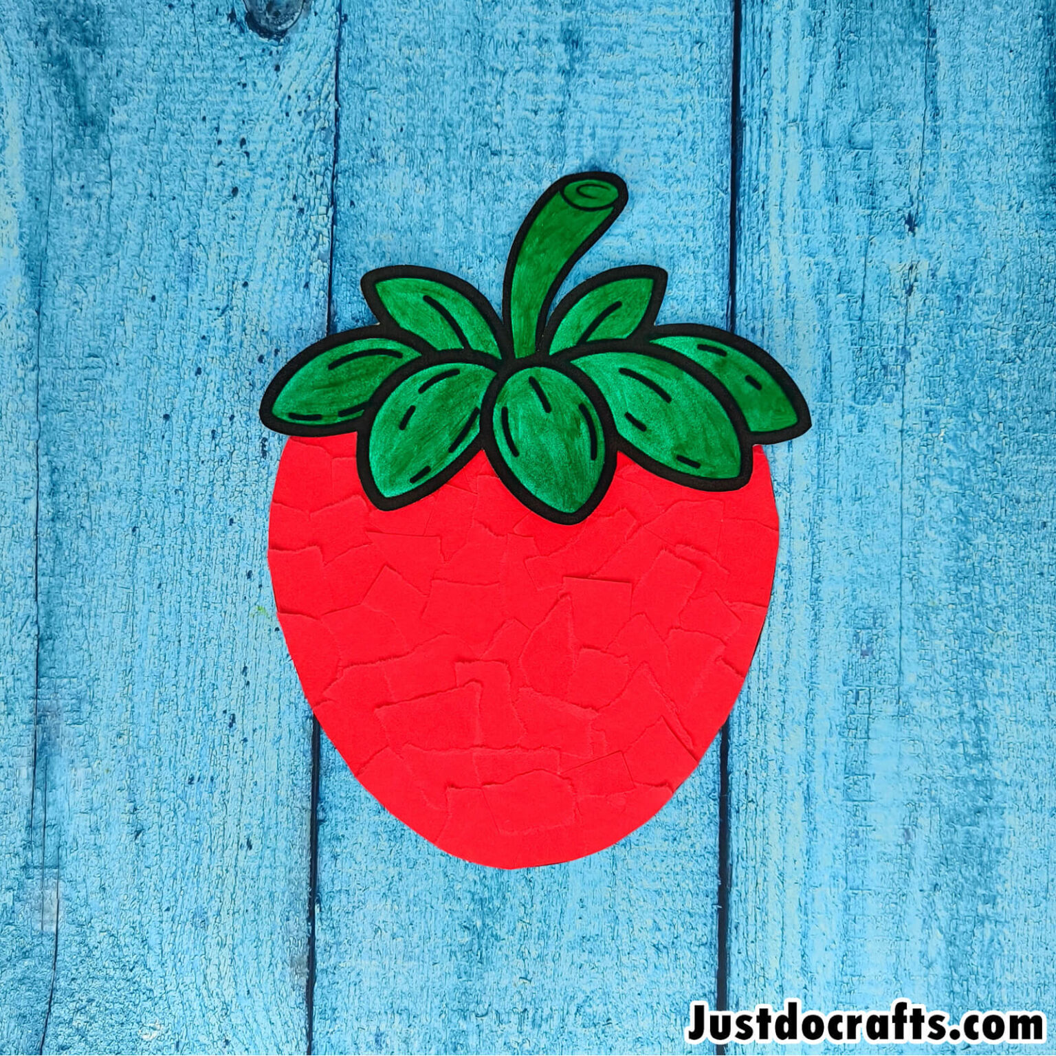Torn Paper Strawberry Craft (Free PDF printable template) - Just Do Crafts