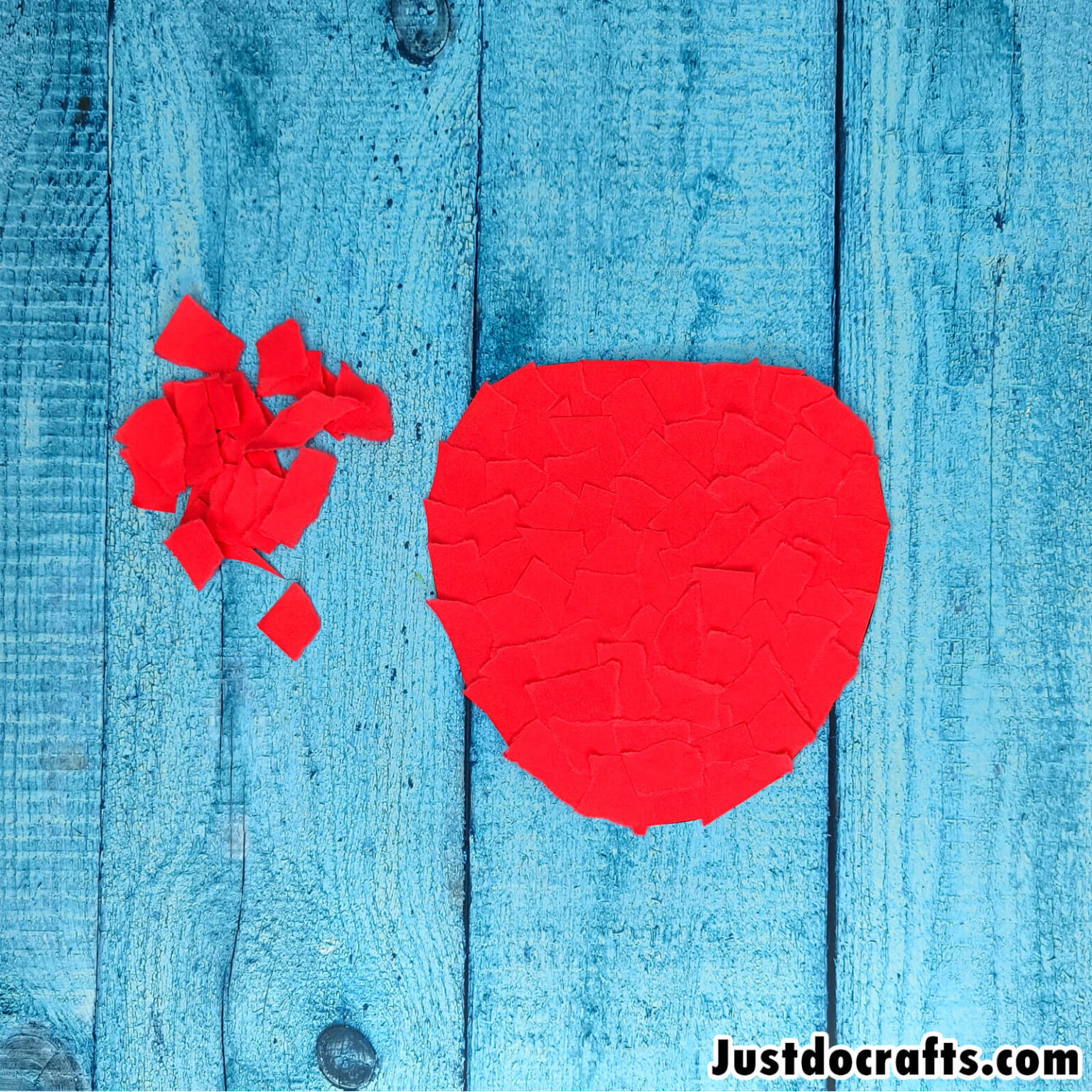 Torn Paper Strawberry Craft (Free PDF printable template) - Just Do Crafts