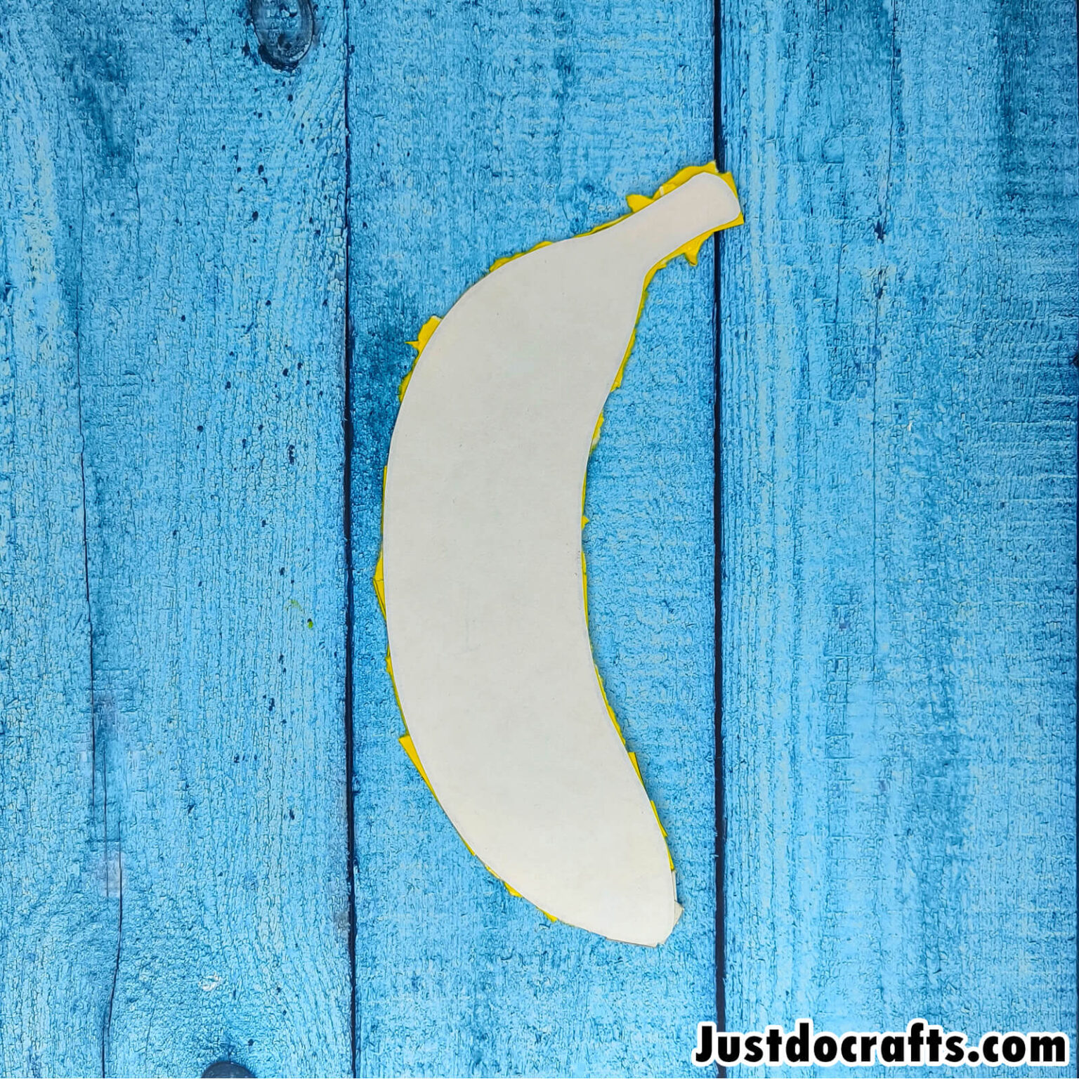 Torn Paper Banana Craft (Free PDF printable template) - Just Do Crafts
