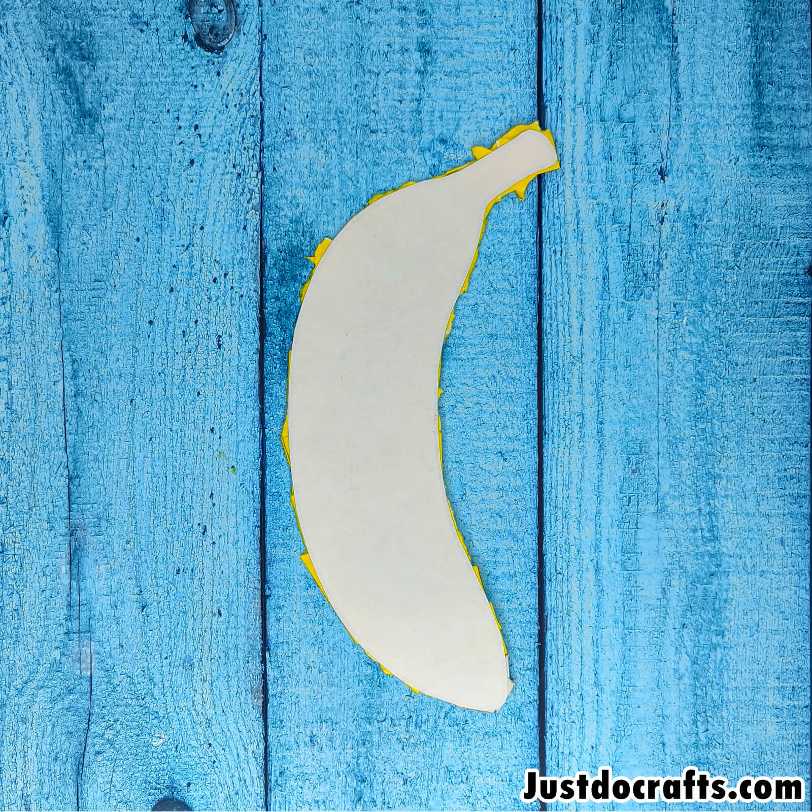 Torn Paper Banana Craft (Free PDF printable template) - Just Do Crafts