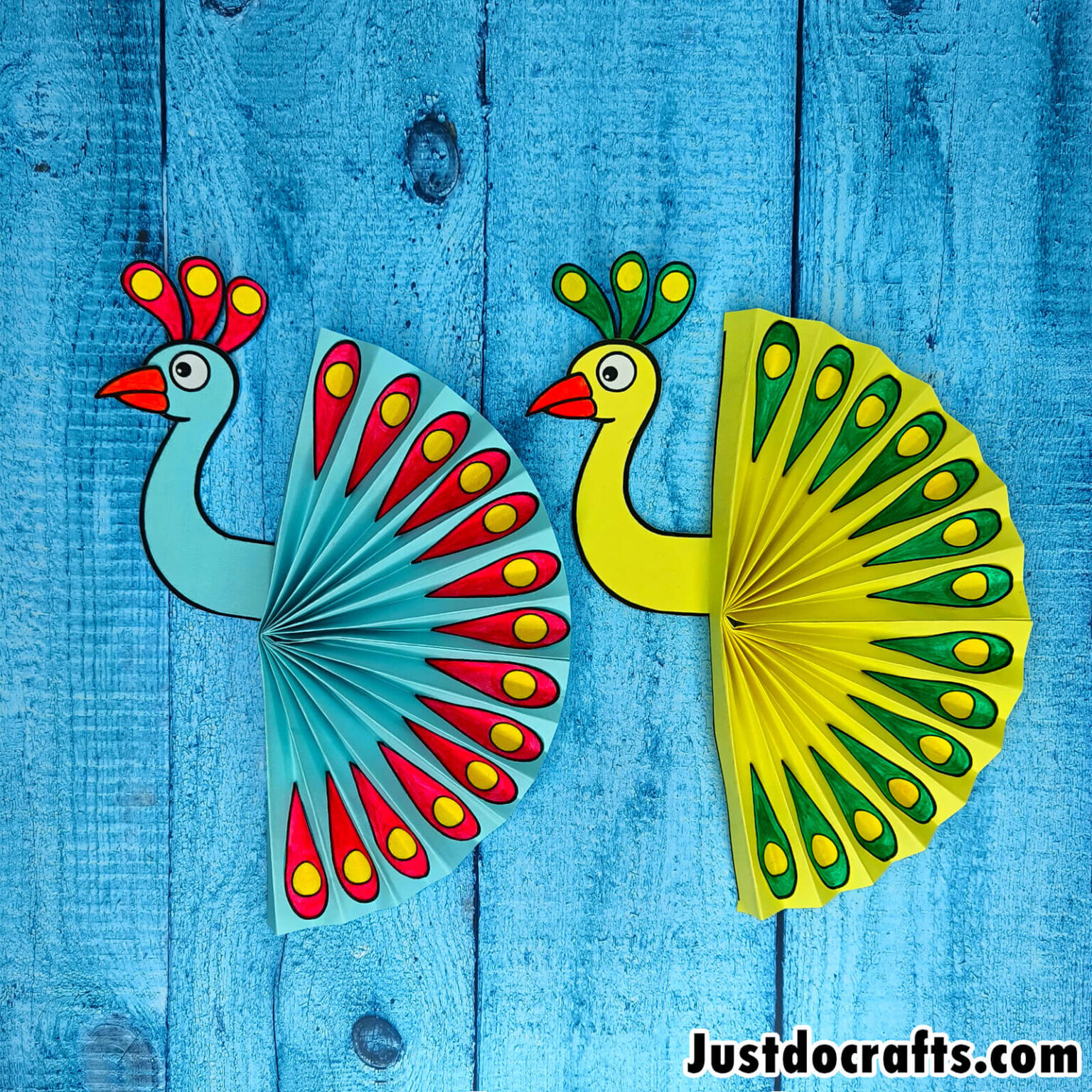 Paper Peacock Craft (Free PDF printable template) - Just Do Crafts
