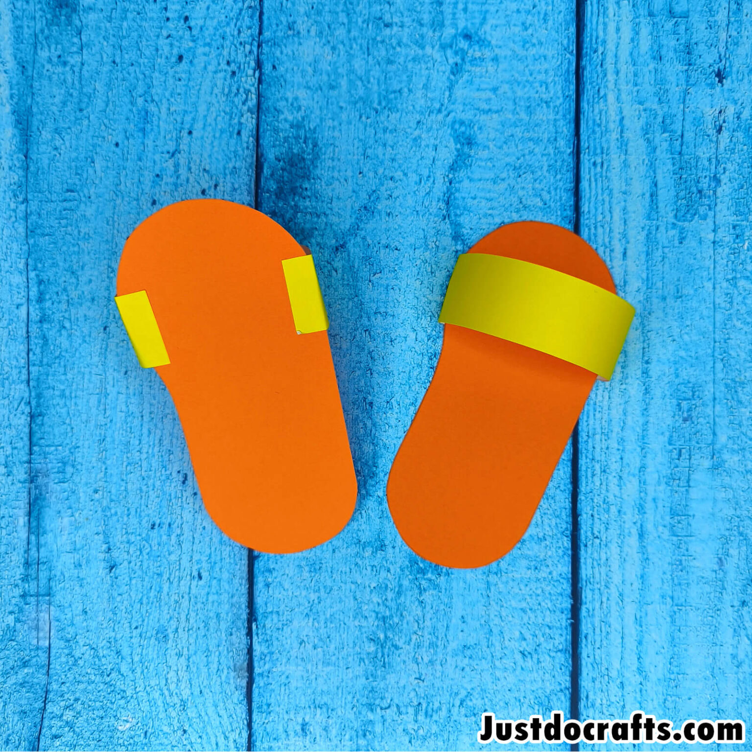 Easy Paper Slippers Craft (Free PDF printable template) - Just Do Crafts