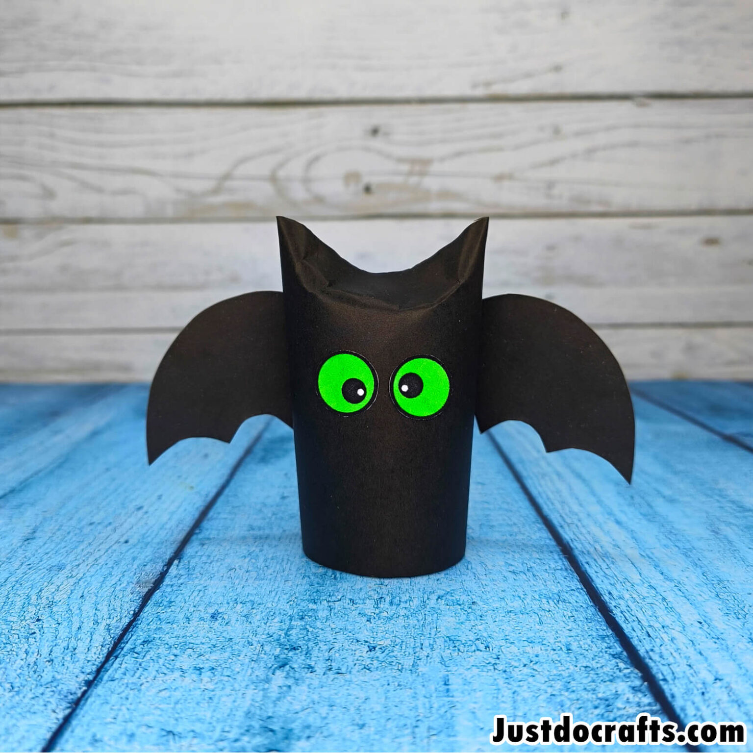 Toilet Paper Roll Bat Craft (Free PDF printable template) - Just Do Crafts