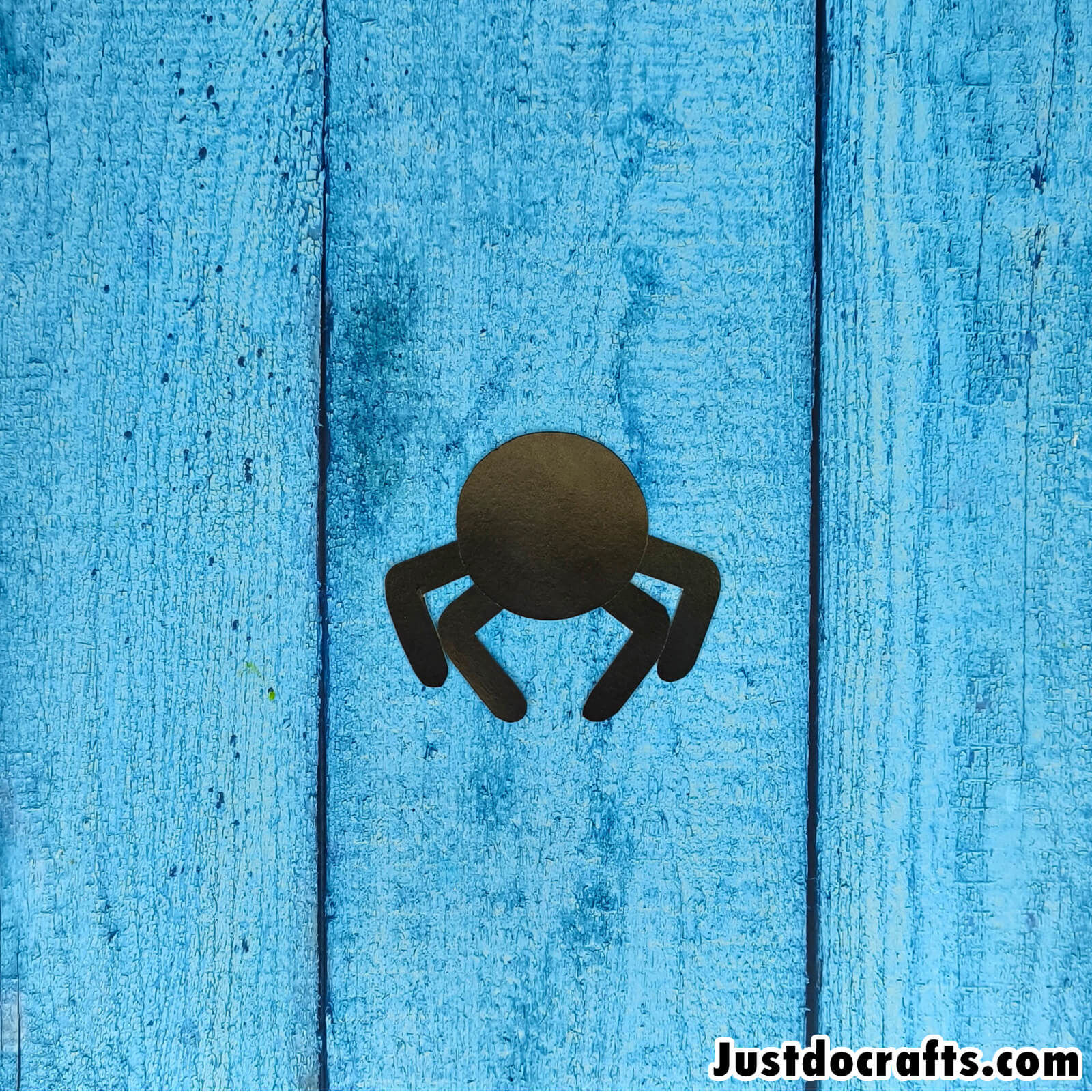 Easy Paper Spider Craft for Halloween (Free PDF printable template ...