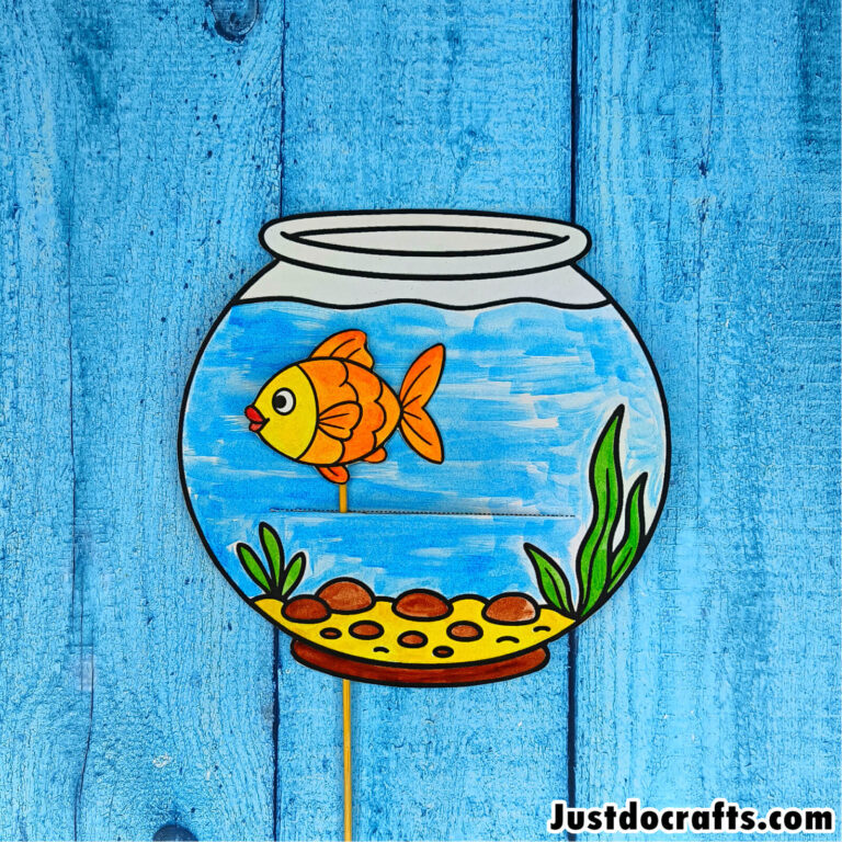 Paper Fish in Aquarium Craft for Kids (Free PDF Printable Template ...